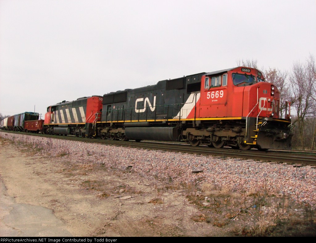 CN 5669
